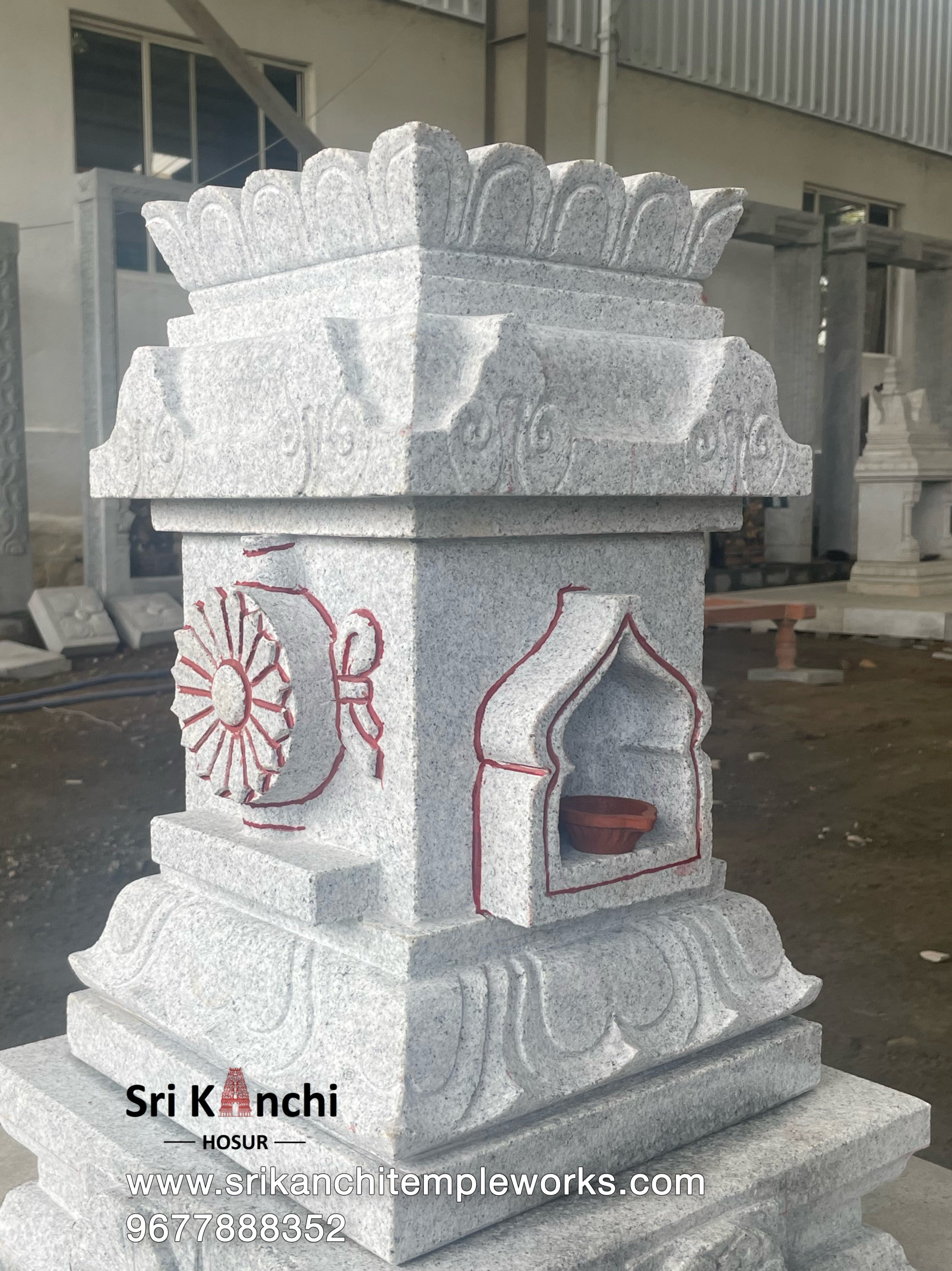 Tulasi maadam with Tirupati Perumal signs – SRIKANCHI